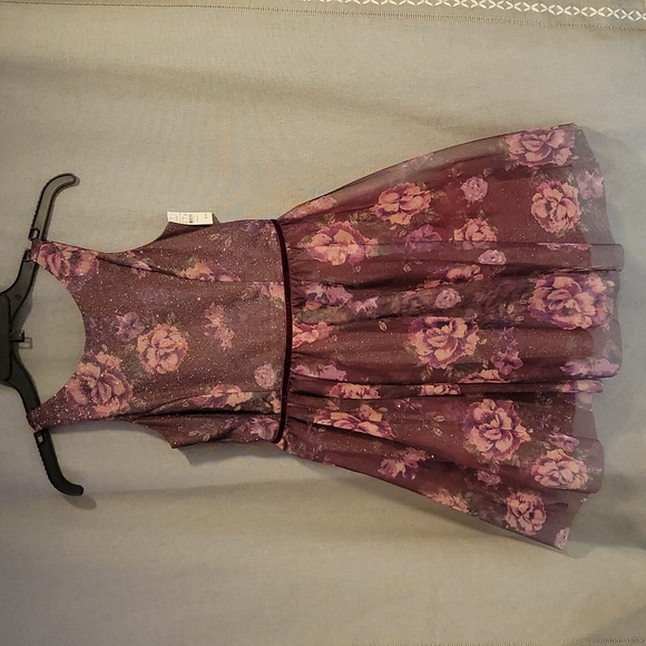 Zhenzi | Dresses | Zenith Girls Formal Burgundy Floral Print Dress Sz ...